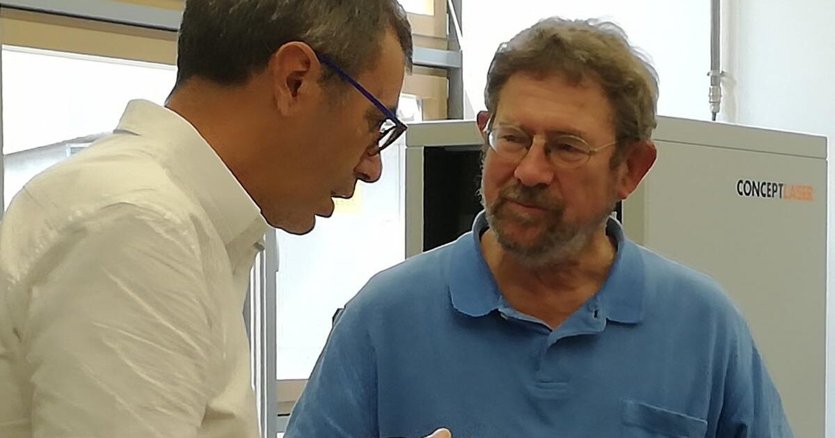 Nobel Prize Laureate Michael Kosterlitz Visits ProM Facility - Prom Facility